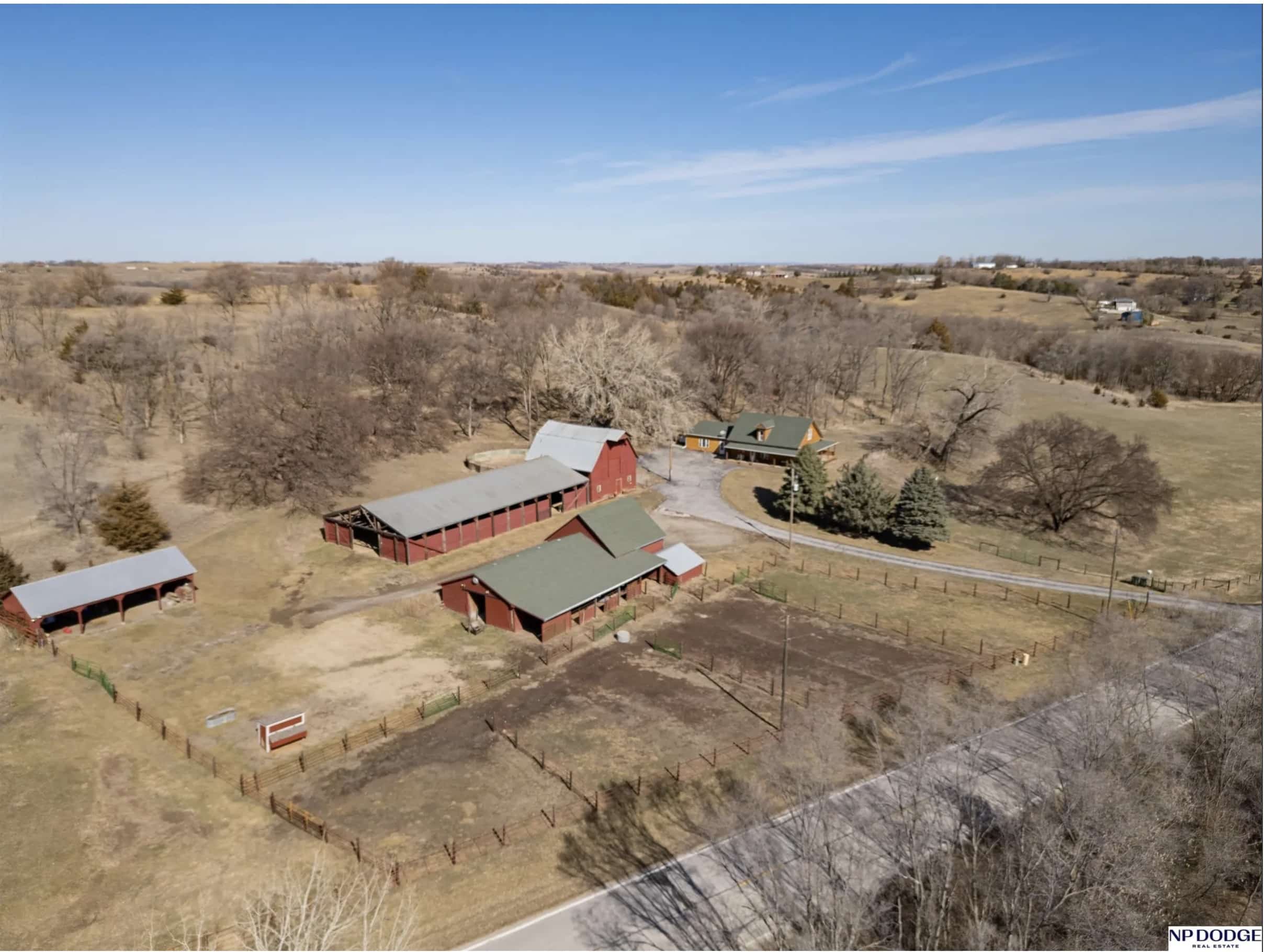 C.1914 Nebraska Horse Farm For Sale on 11 Acres $720,000 - Country Life ...