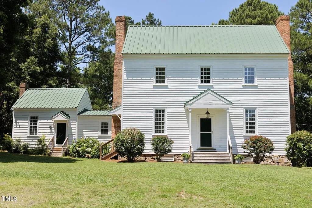 c.1805 North Carolina Colonial For Sale on 14+ Acres $850K - Country ...