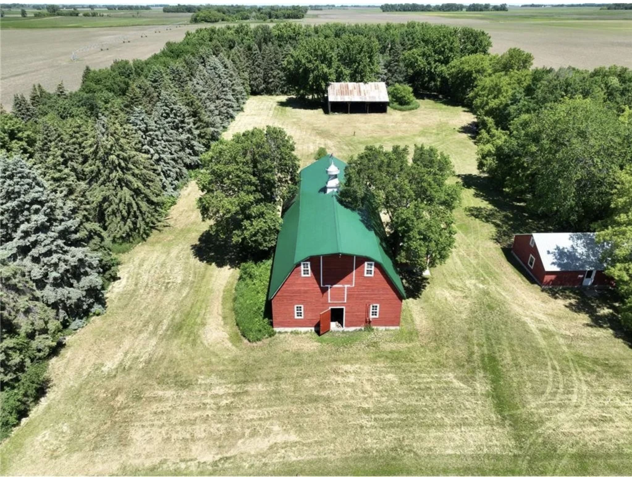 Minnesota Historic Barn and Hunting Shack For Sale on 4.8 Acres ...