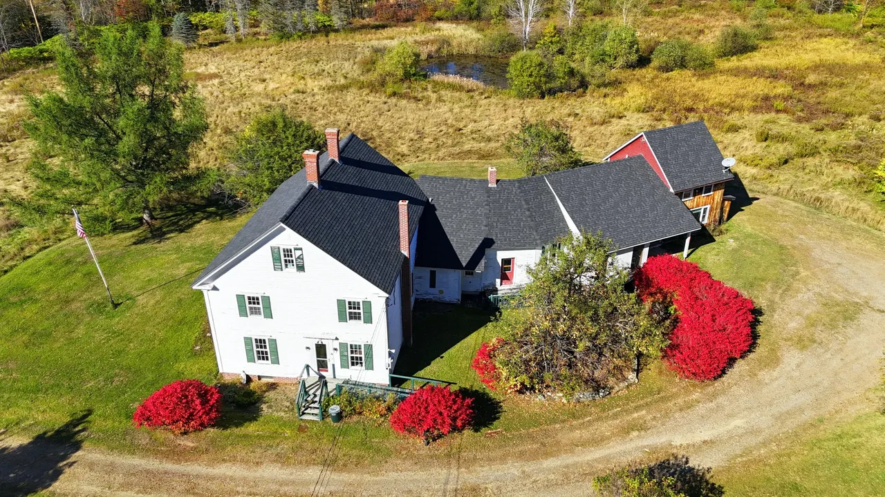 c.1820 Maine Farmhouse For Sale on 128+ Acres $685K | Country Life Dreams
