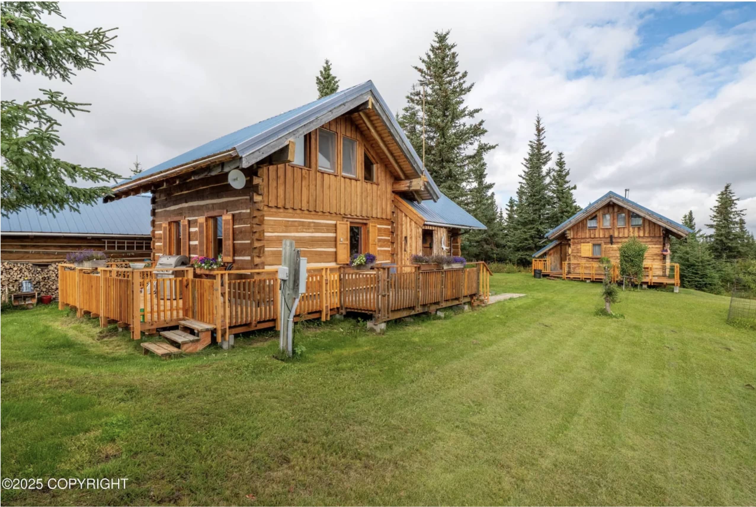 Built 1999 Alaskan Log Homes (2) For Sale on 10 Acres $549,000 ...
