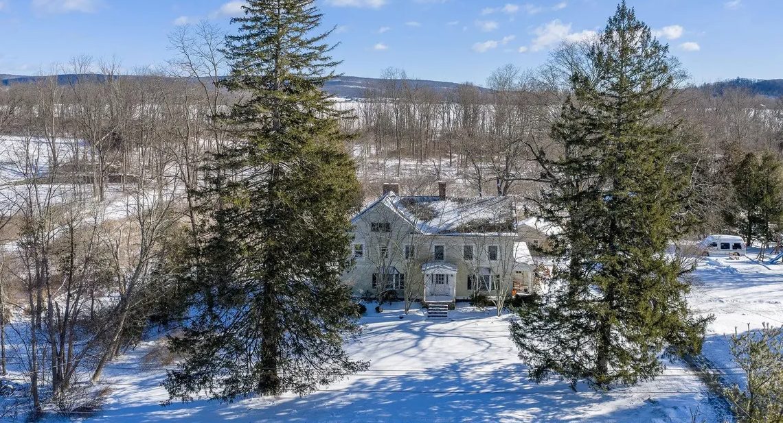 c.1760 Meadowbrook Farm For Sale on 15 Acres in New York $599K ...